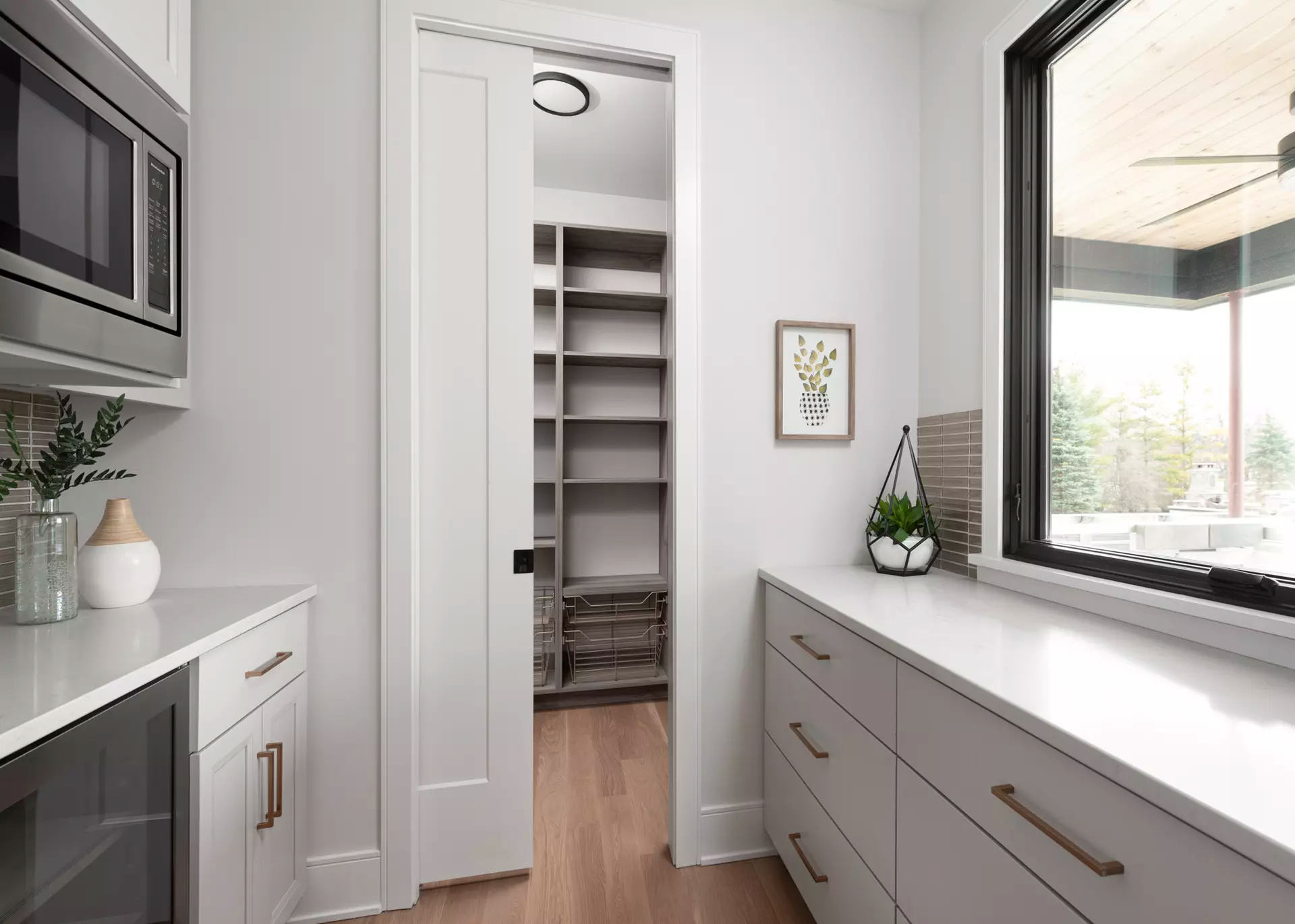 Naperville Modern - New Perspective Design